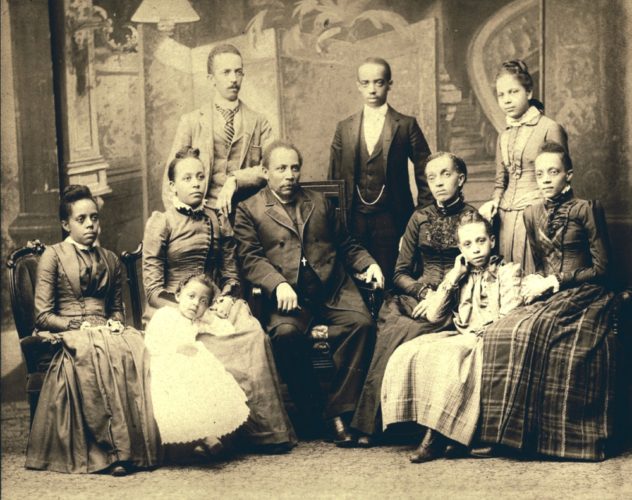 The Extraordinary Tanners - Appalachia Bare